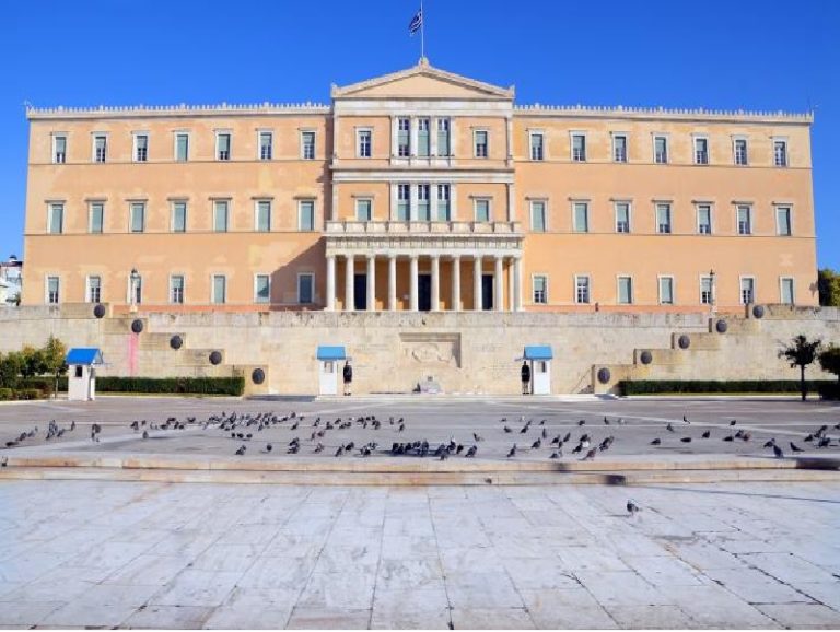 Η Γ΄ΛΥΚΕΙΟΥ ΣΤΗ ΒΟΥΛΗ – 8o Γυμνάσιο